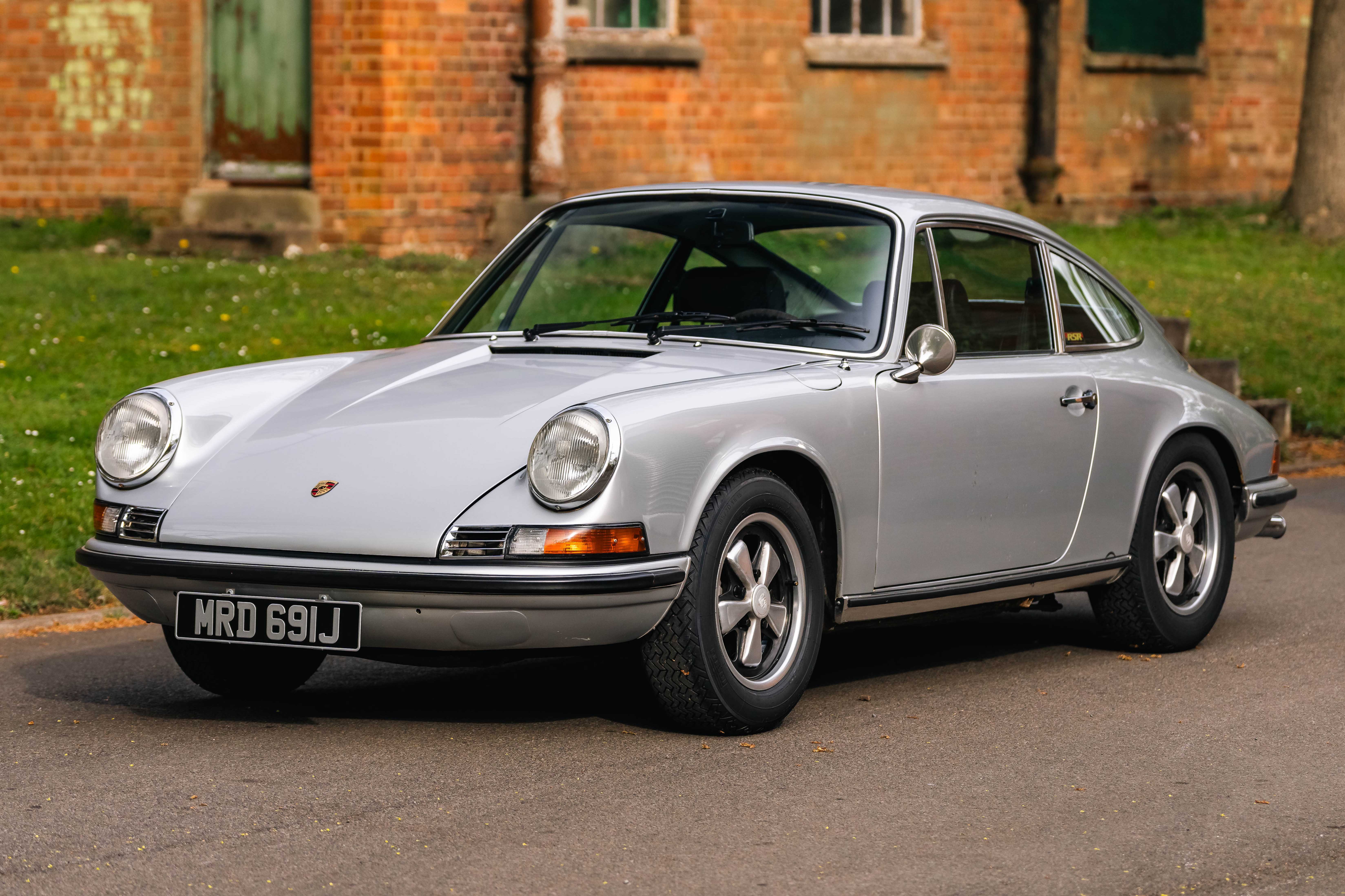 1971 Porsche 911 S VIN 9111300588 | Hagerty Valuation Tools